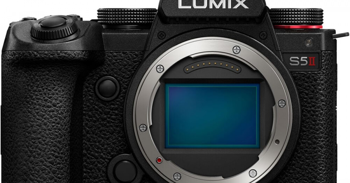 Panasonic Lumix S5 Mark II Body Mirrorless Digital Camera DC-S5M2GA ...
